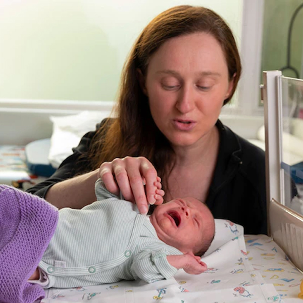 Effectiveness of Non-Pharmacological Methods, Such as Breastfeeding, to ...